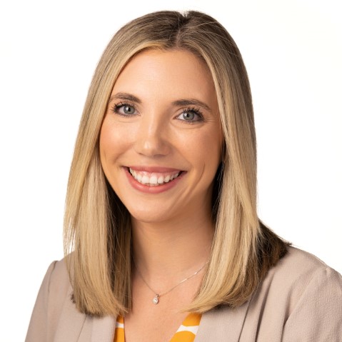 Governance | Board members and management | WWIN